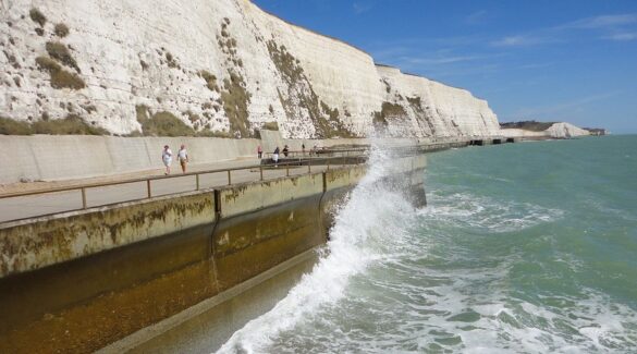 Undercliff Walk – A Seaside Stroll Like No Other – Alan Dotchin Blog